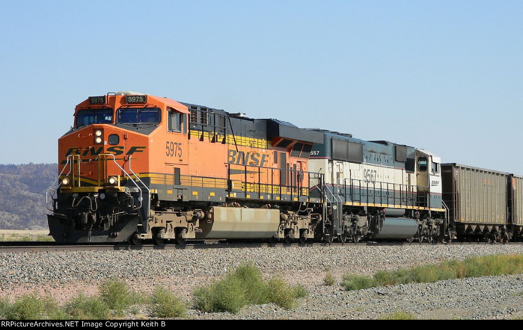 BNSF 5975