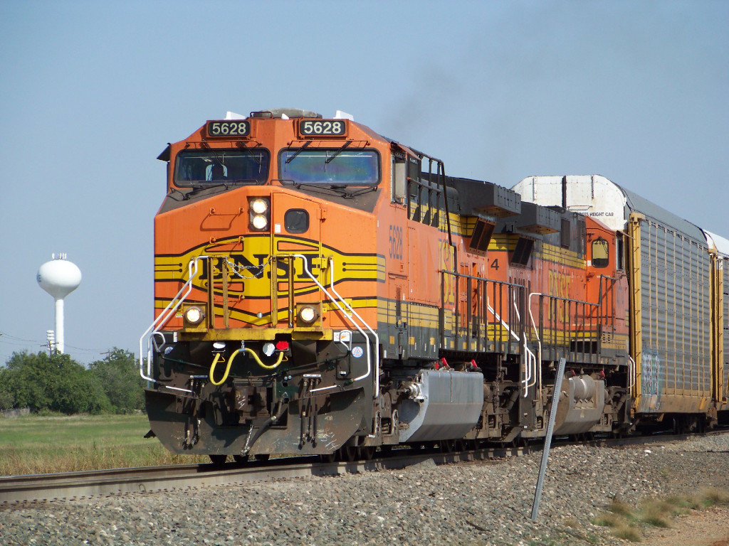BNSF AC4400CW 5628