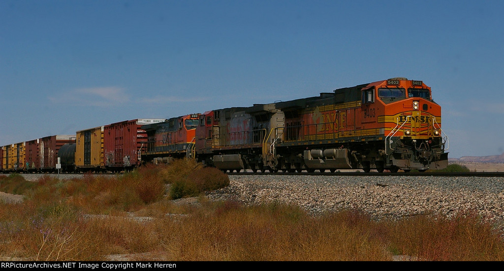 BNSF 5403 East
