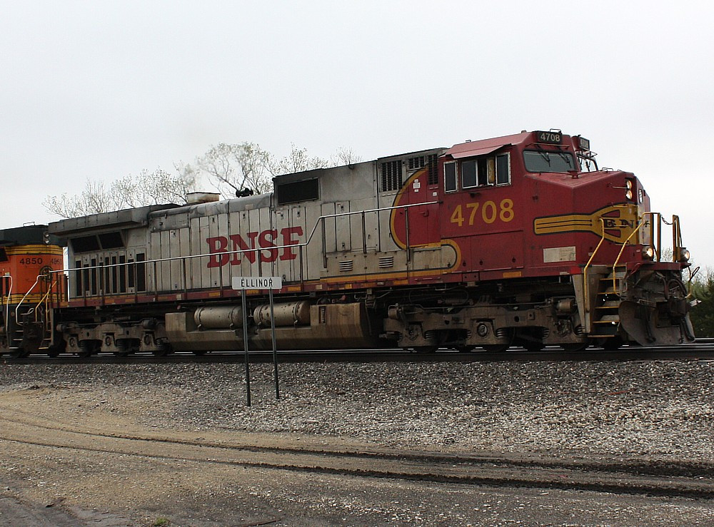 BNSF 4708