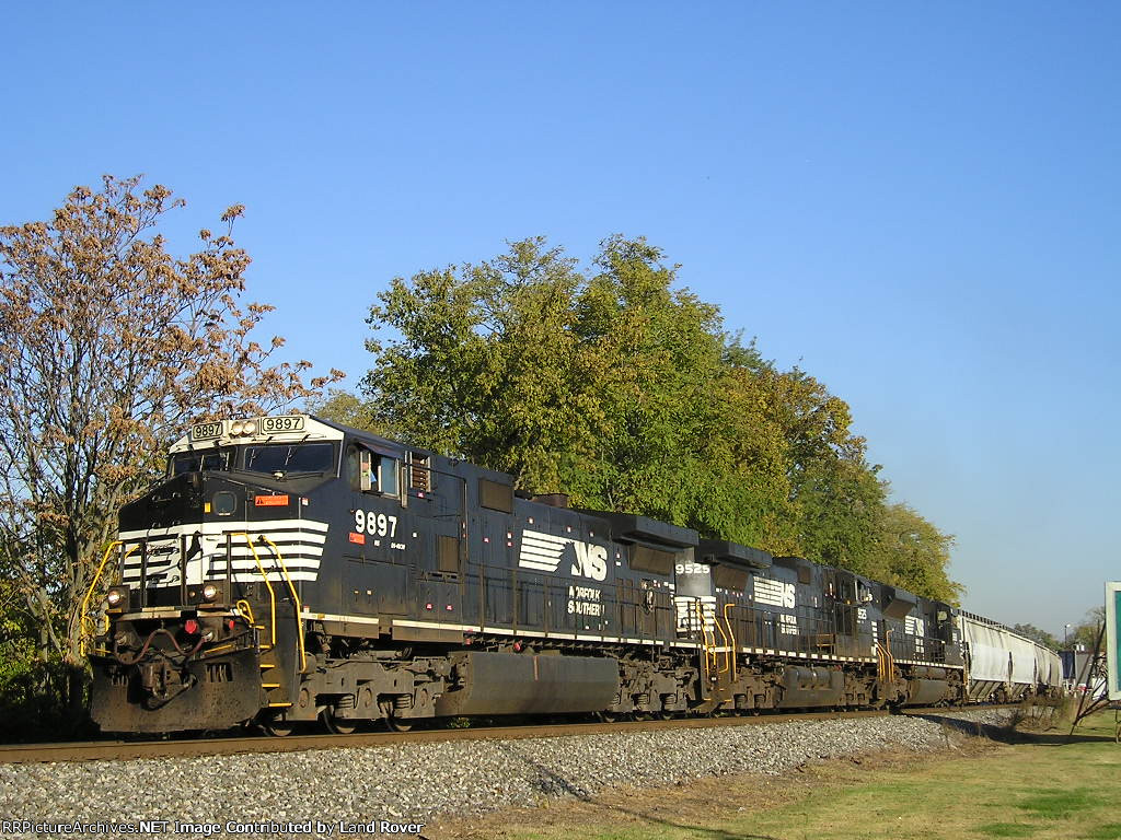 NS 9897 On NS 54 A Eastbound