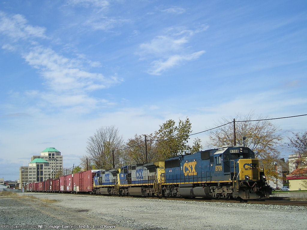 CSXT 8709 On CSX Q 241 Eastbound