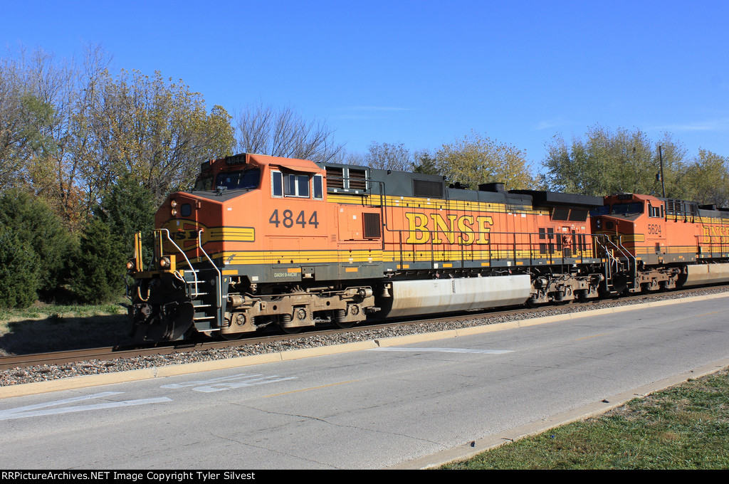 BNSF 4844