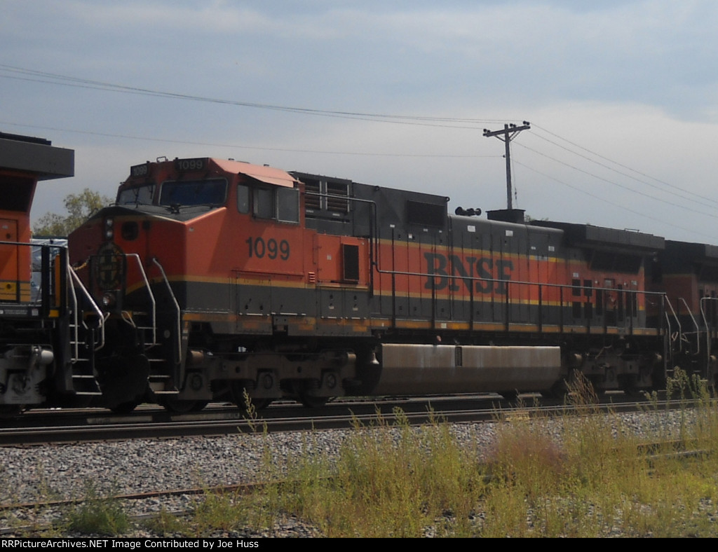 BNSF 1099