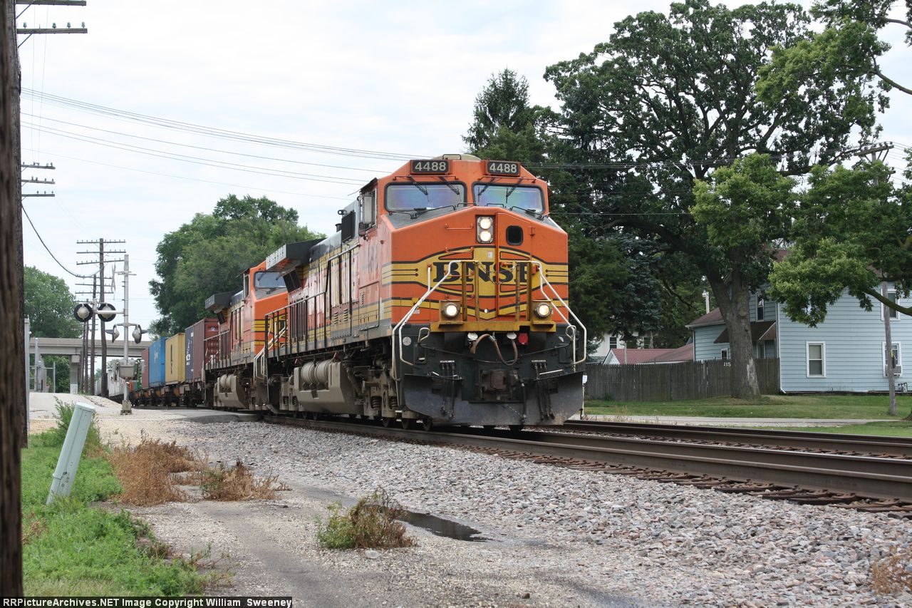 BNSF 4488