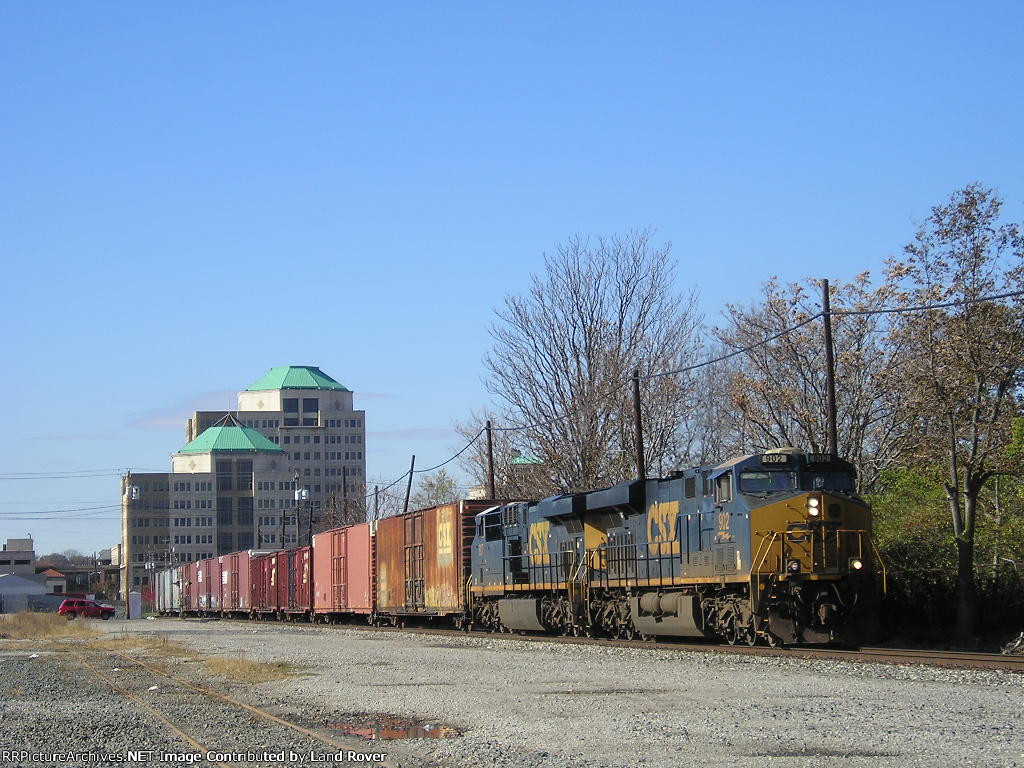 CSXT 902 On CSX Q 241 Eastbound