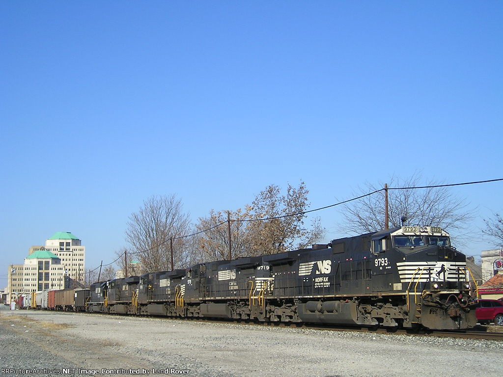 NS 9793 On NS 143 Eastbound