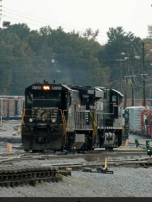 NS 8720 (C40-8) NS 7627 (ES40DC)