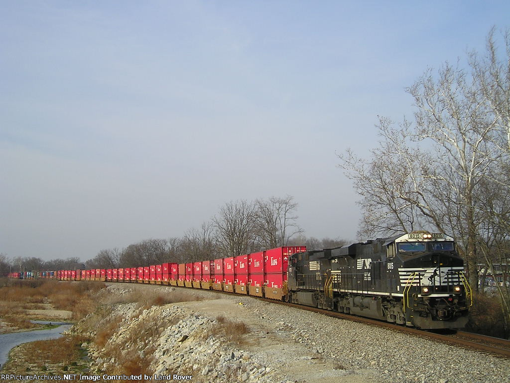 NS 8015 On NS 25 A Eastbound