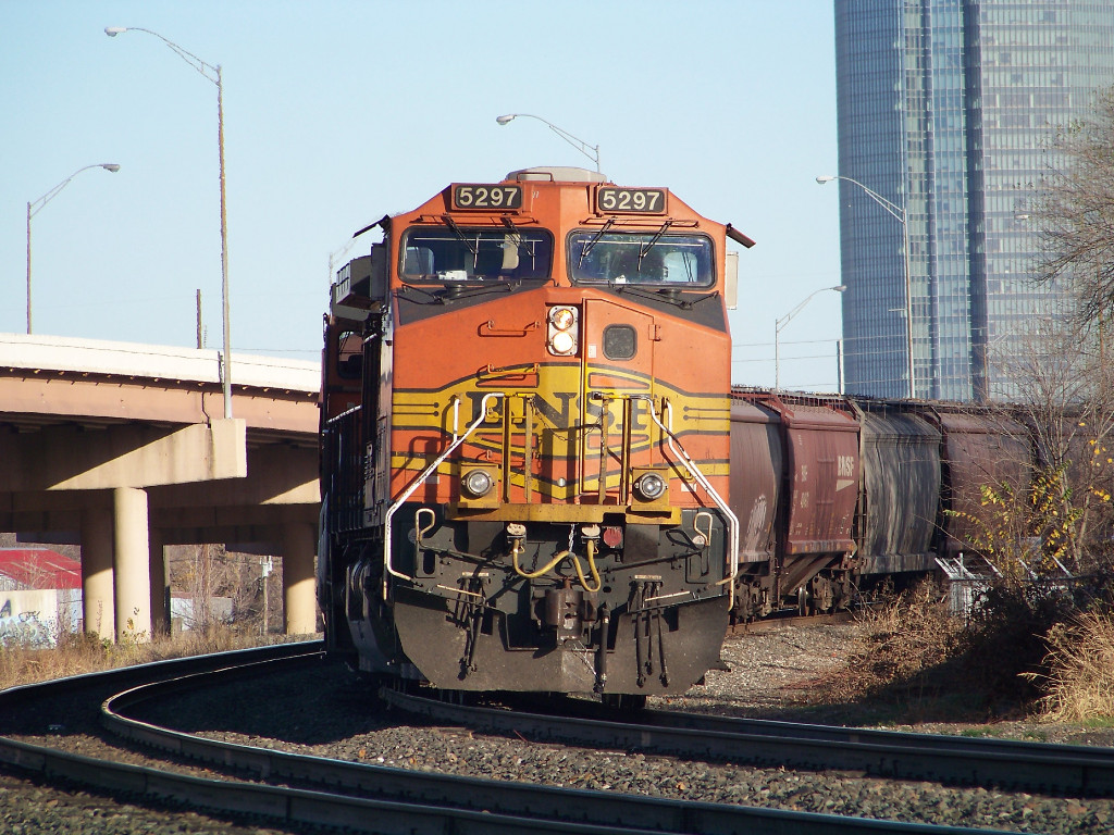 BNSF C44-9W 5297