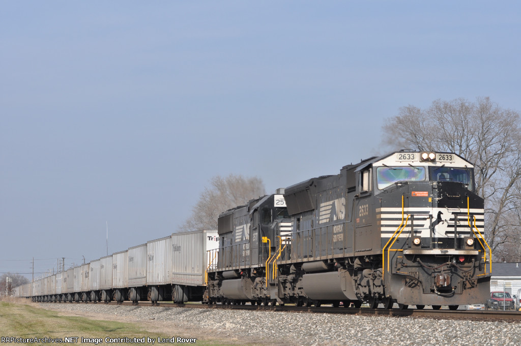 NS 2633 On NS 251 Eastbound