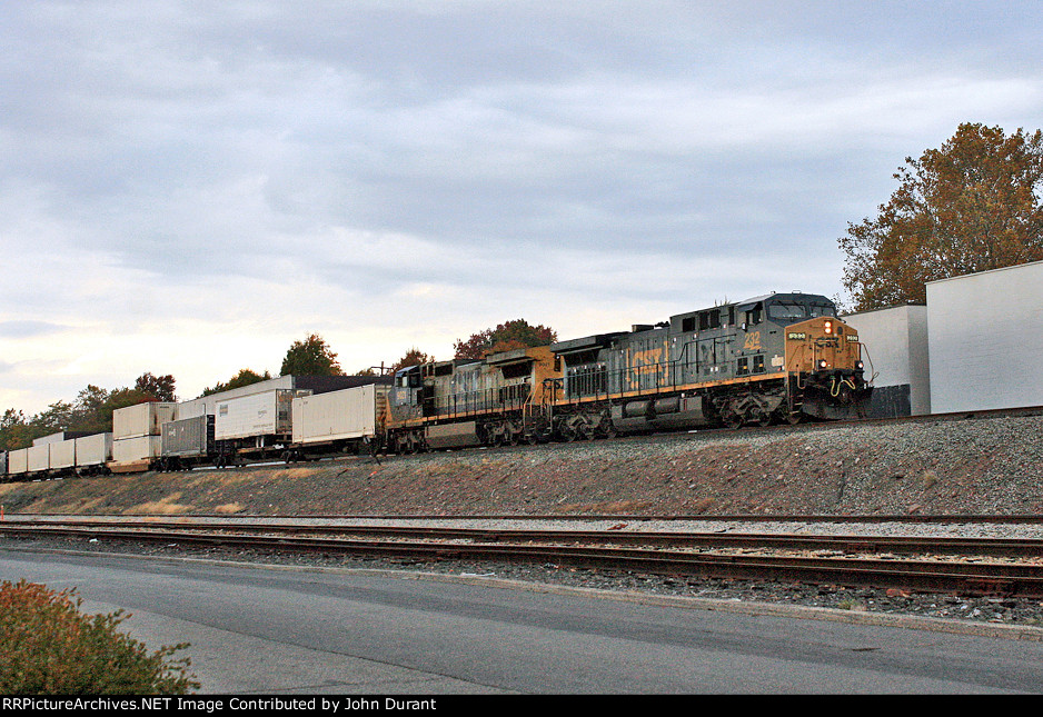 CSX 232 on Q-010