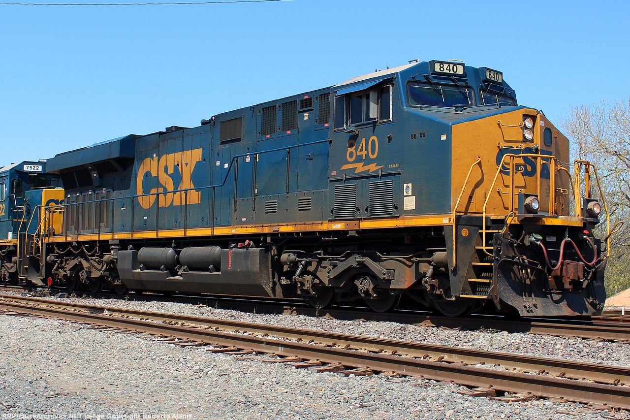 CSX 840