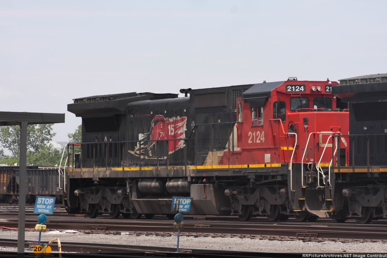 CN 2124