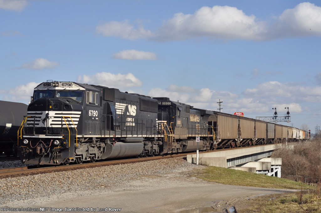 NS 6790 On NS 50 A Southbound