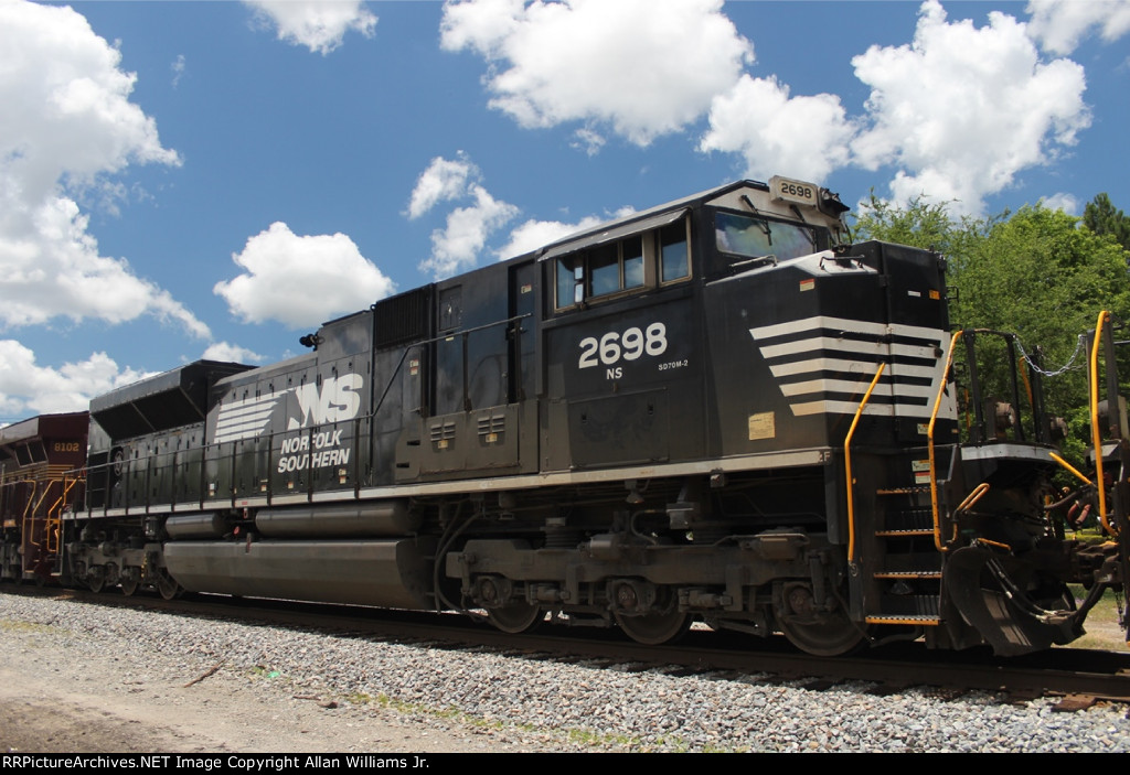 NS 2698