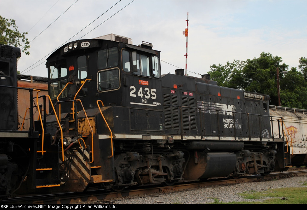 NS 2435