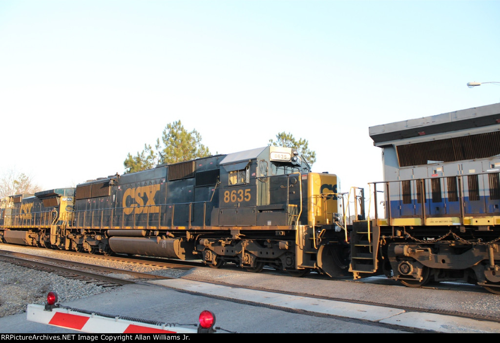 CSX 8635
