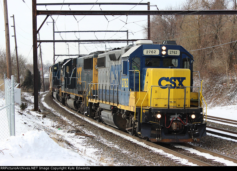 CSX GP38-2 #2762 on Q418-26