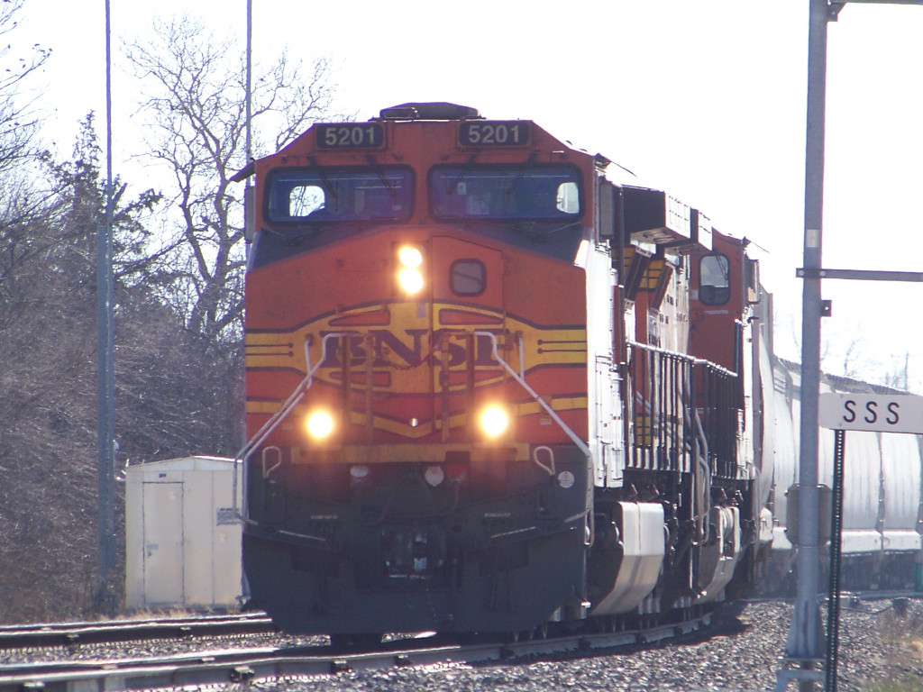 BNSF C44-9W 5201