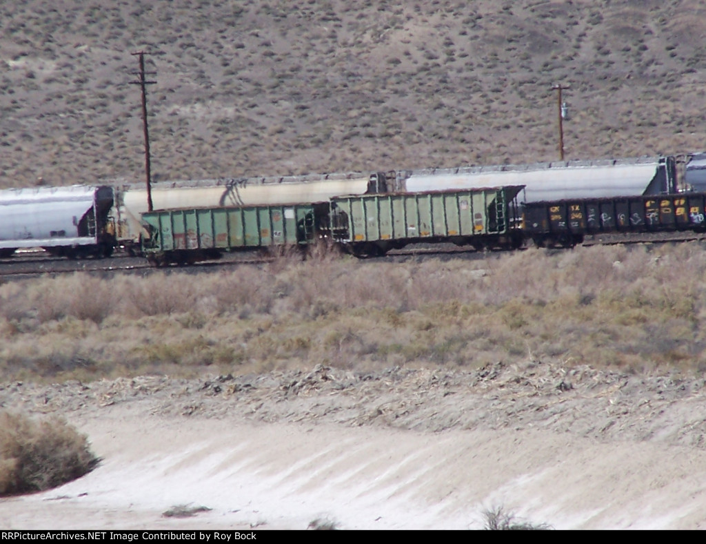 two UP hoppers and a GNTX gondola