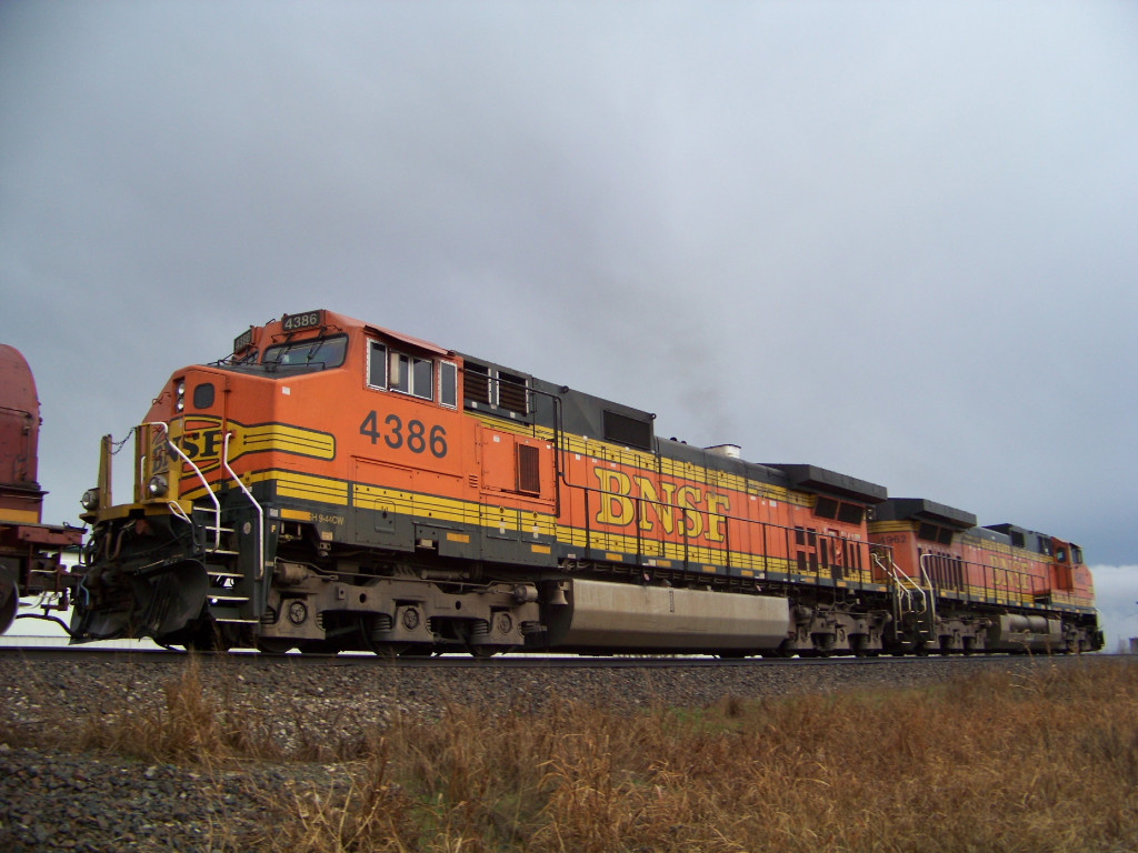 BNSF C44-9W 4386