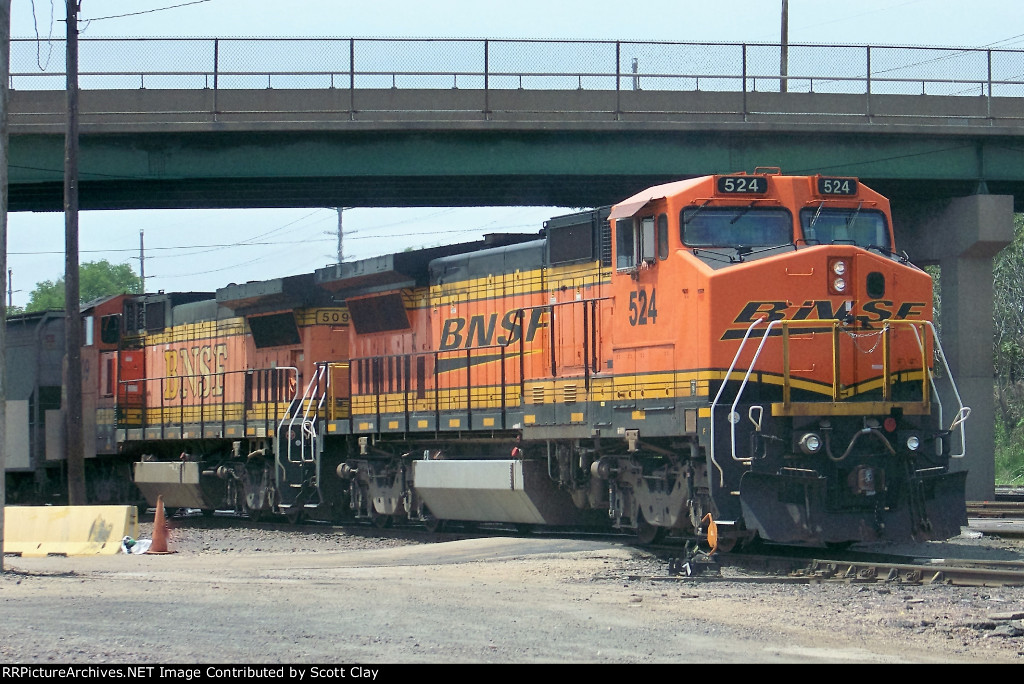 BNSF 524