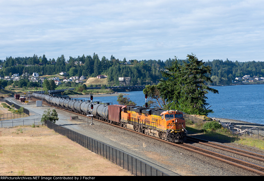 BNSF 7319
