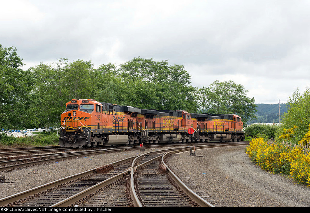 BNSF 7242