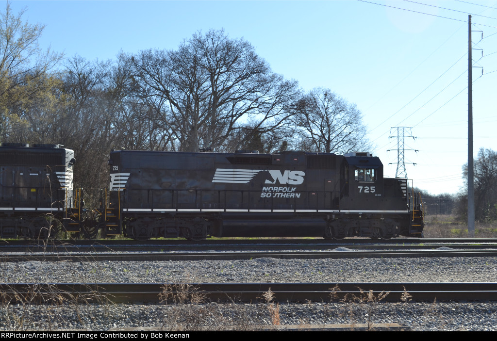 NS 725
