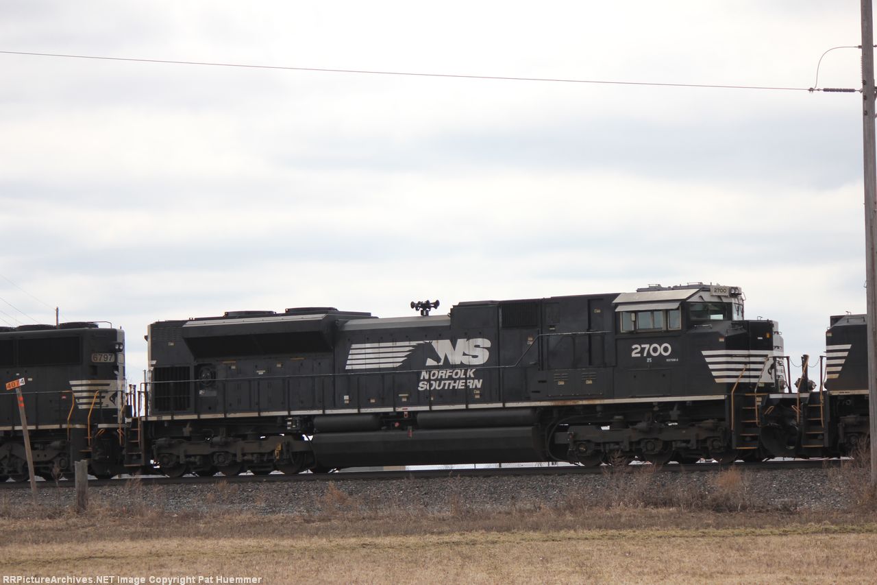 NS 2700