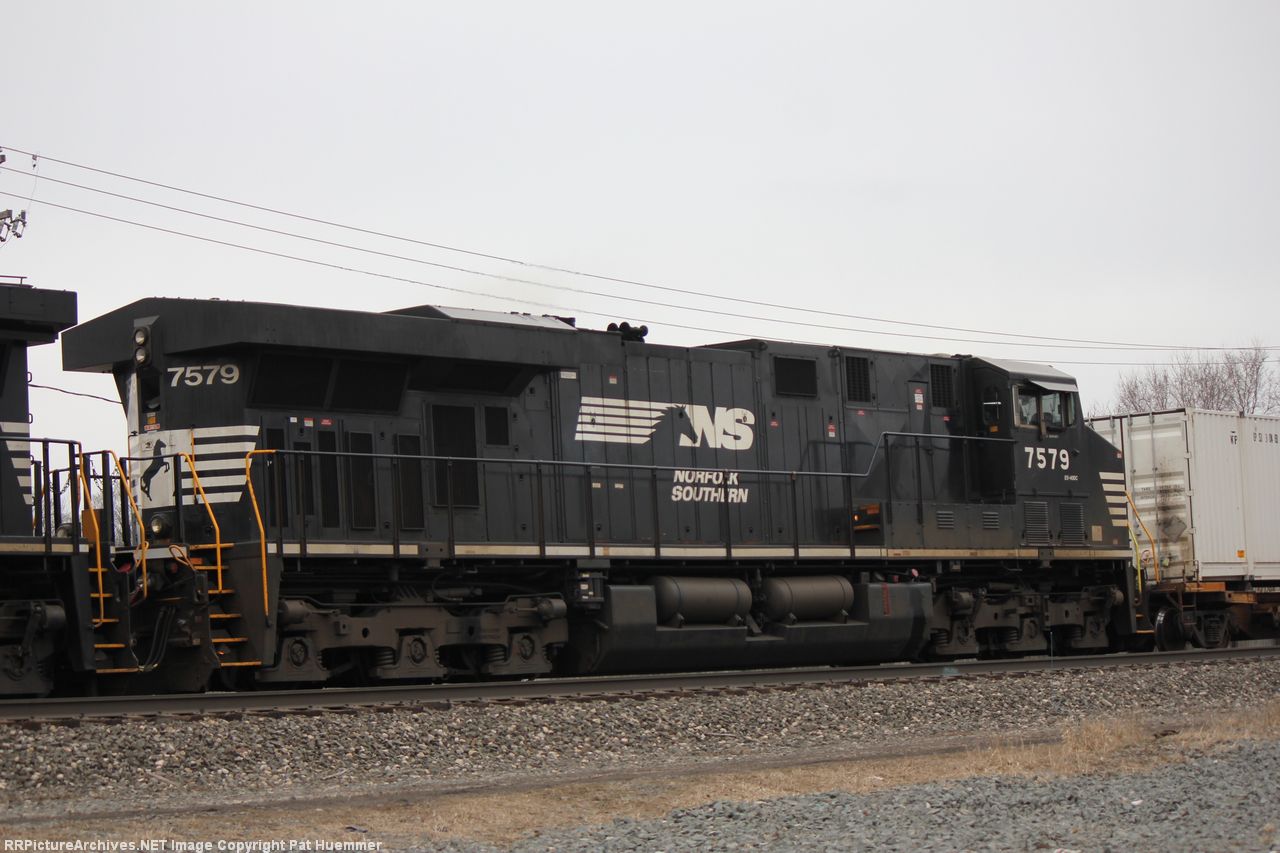 NS 7579