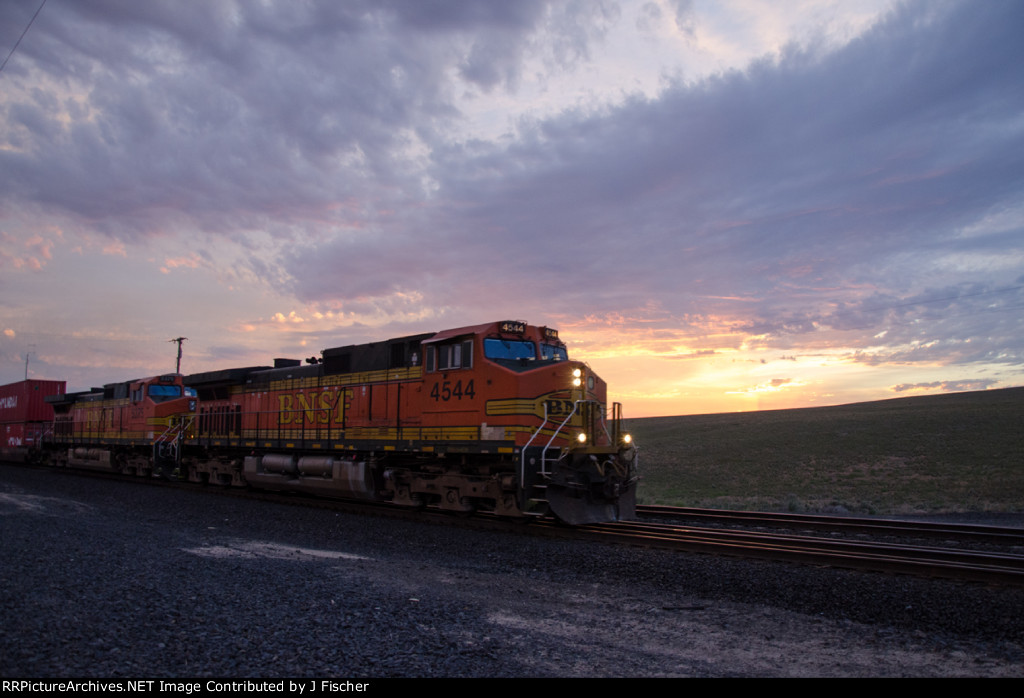 BNSF 4544