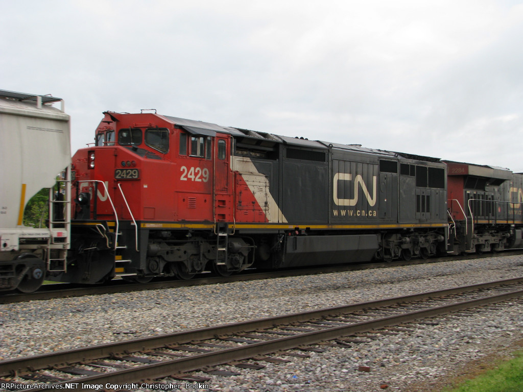 CN 2429
