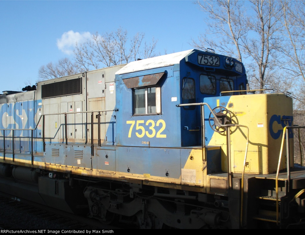 CSXT 7532 on CSX Q366
