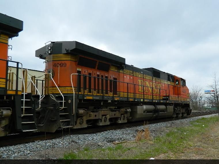 BNSF 4099 (C44-9W)