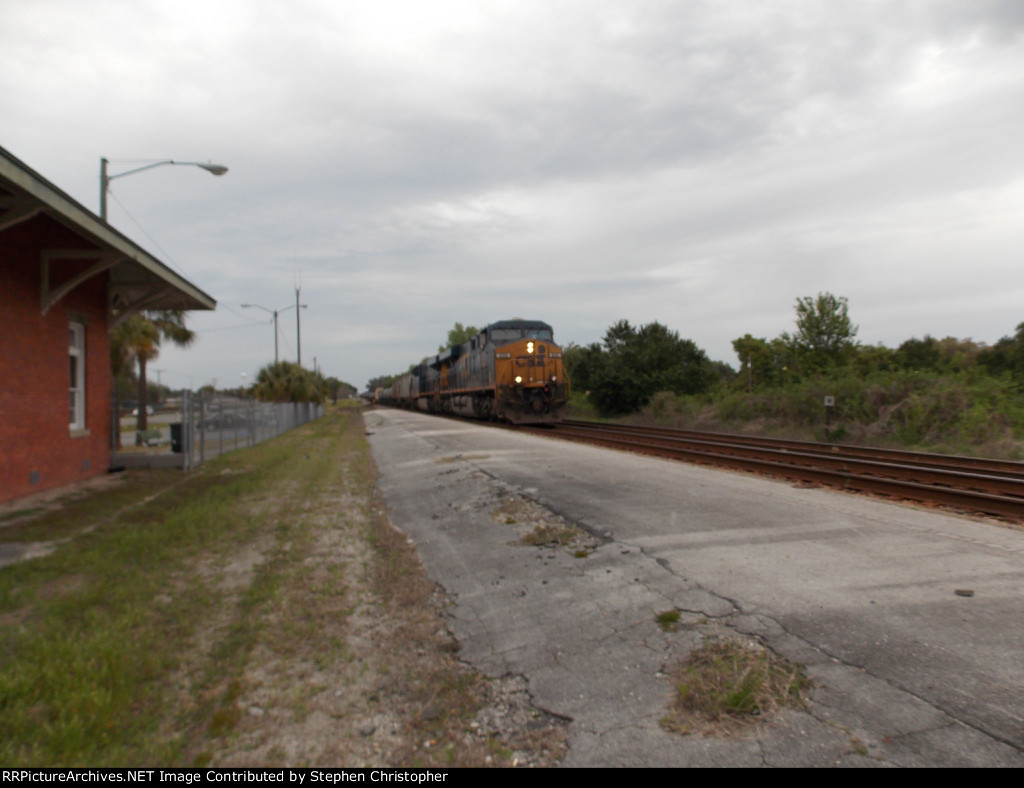 CSXT Q613-17