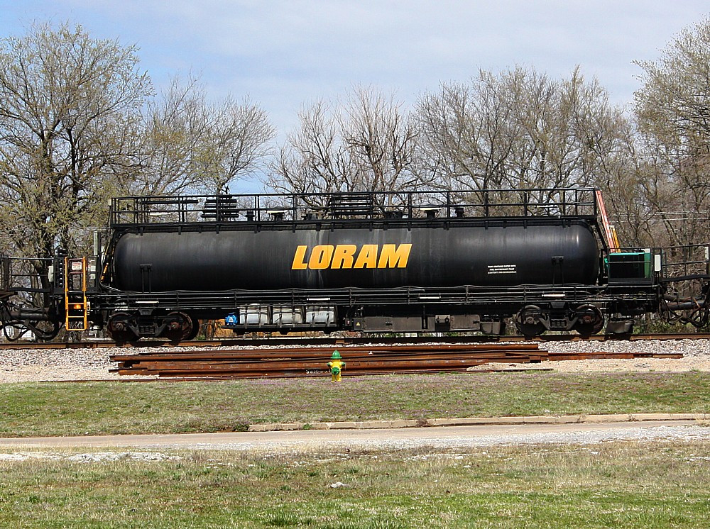Loram tank car