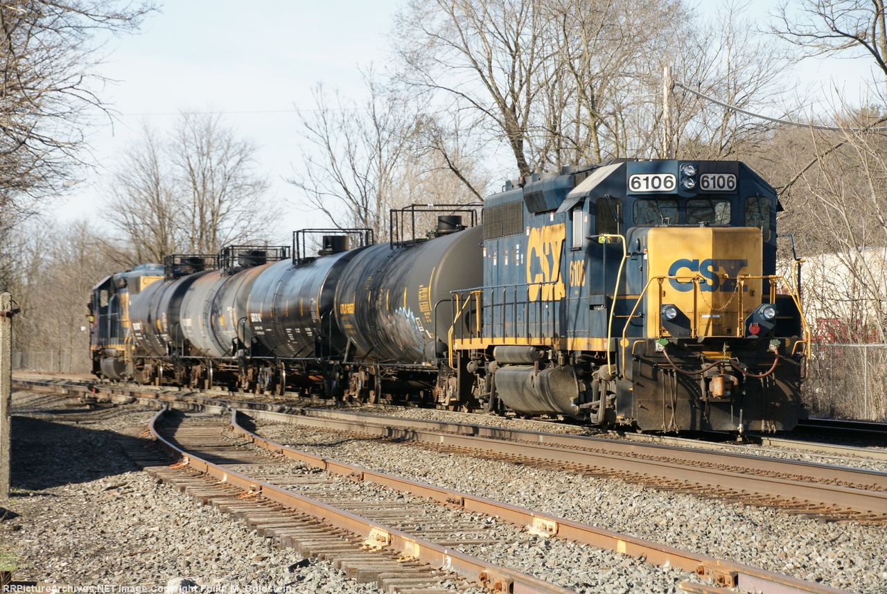 CSX 6106, 6123 / C712