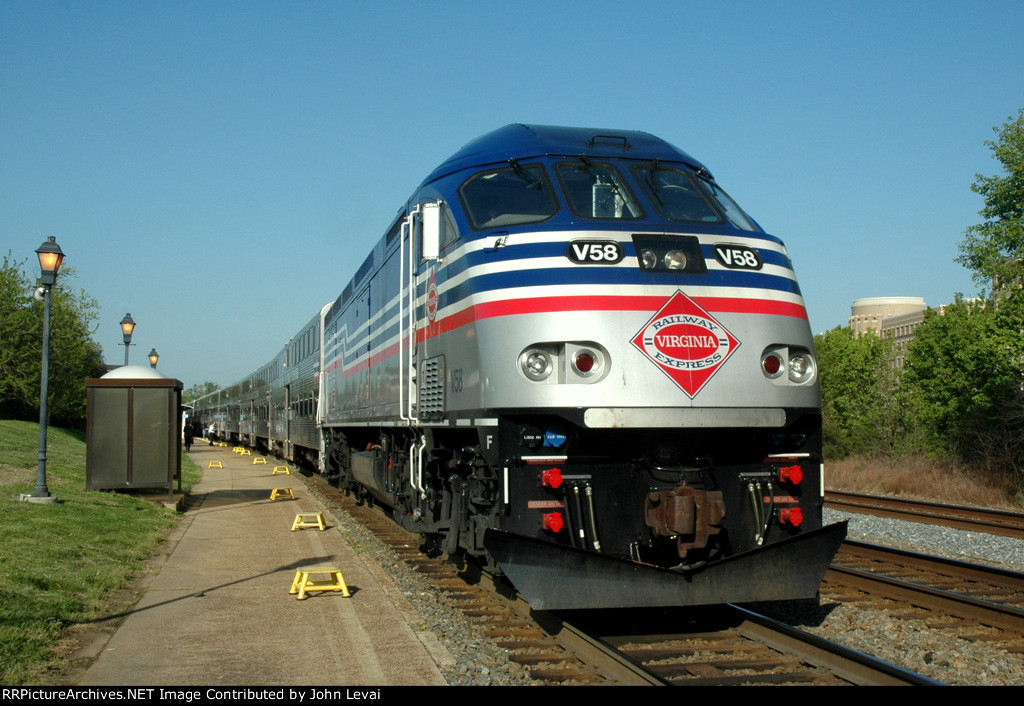 VRE Train # 309, bound for Fredericksburg, sits at ALX with an MP36 for power