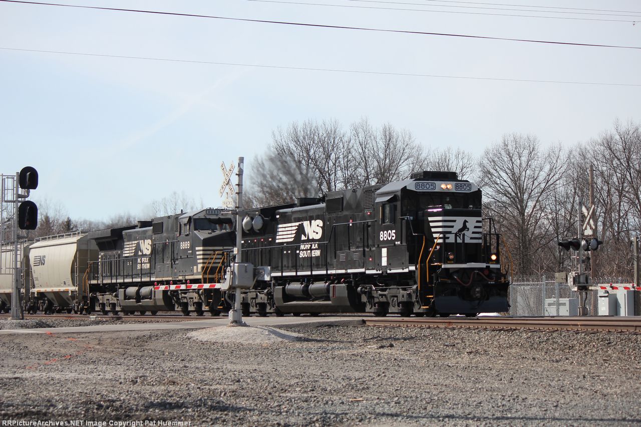 NS 8805
