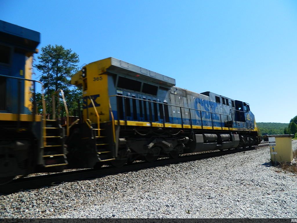 CSX 365(AC44CW)