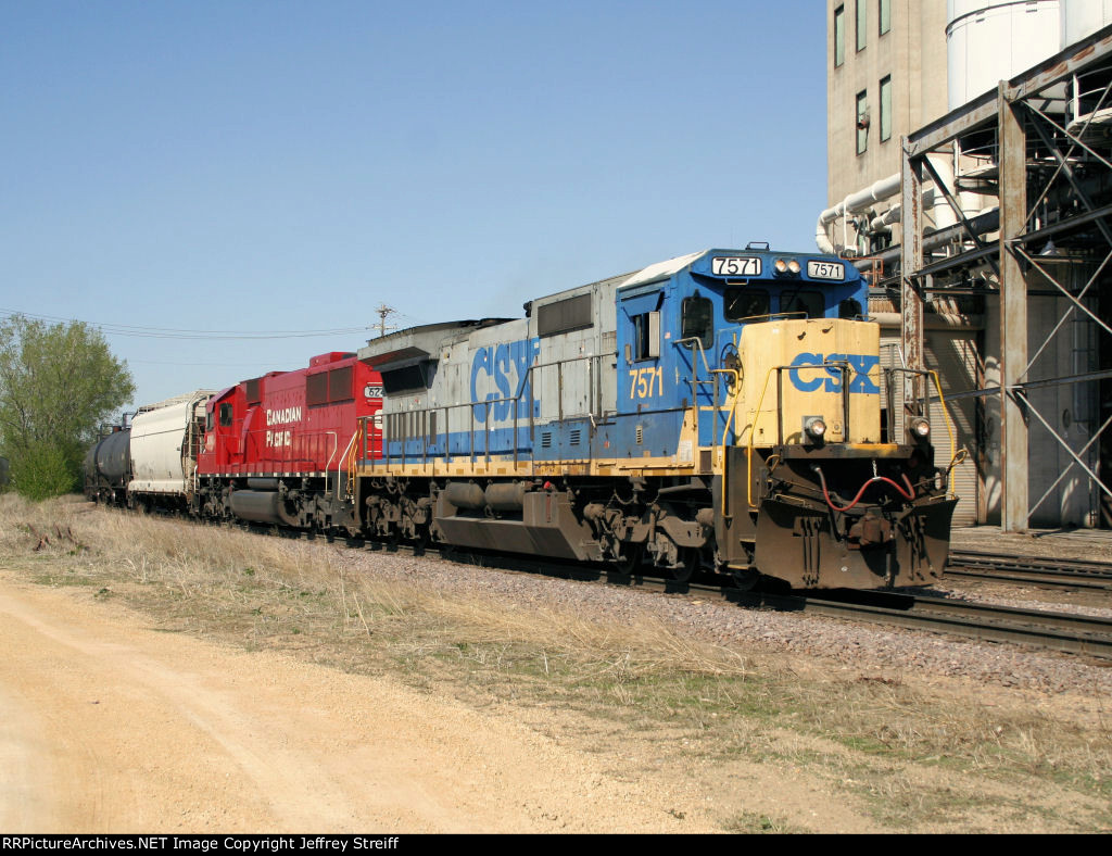 CSXT 7571