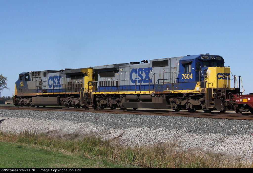 CSX 7604 & 453