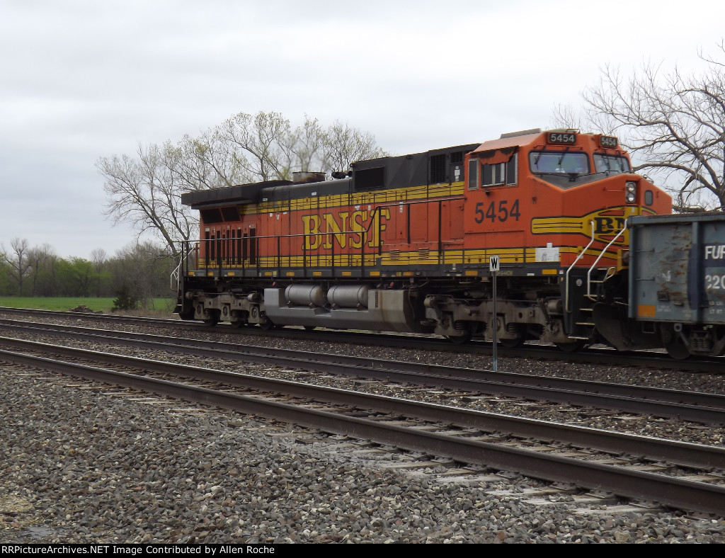 BNSF 5454 DPU