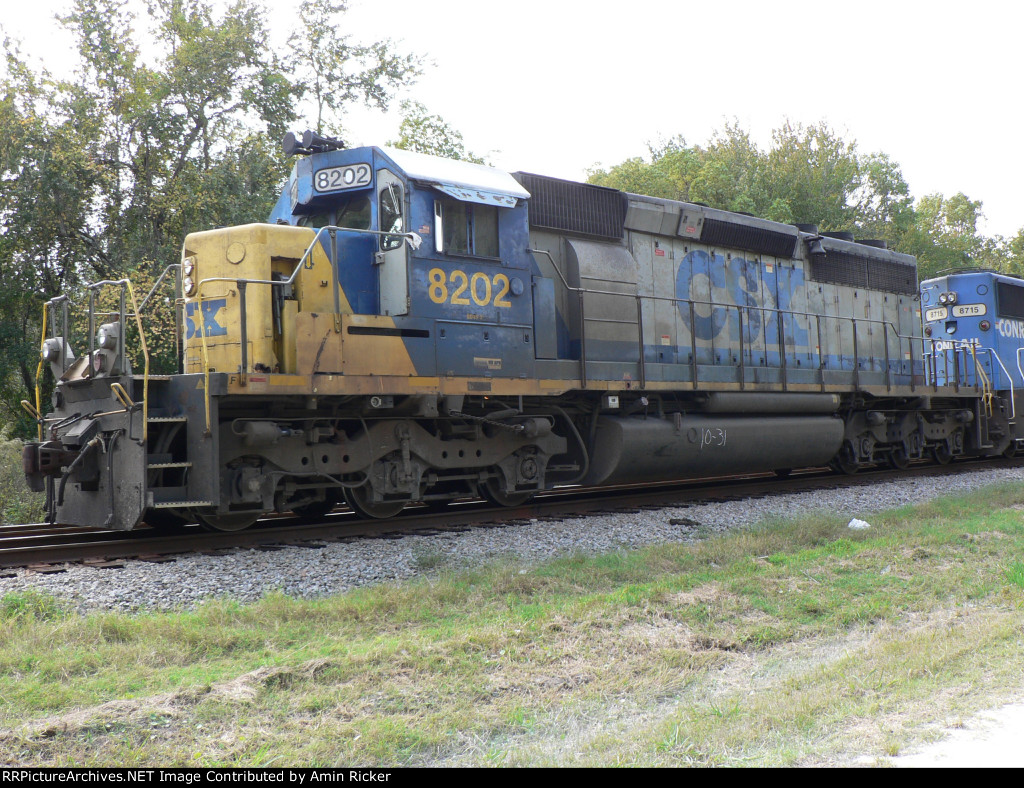 Engine #1 CSX SD40-2 #8202