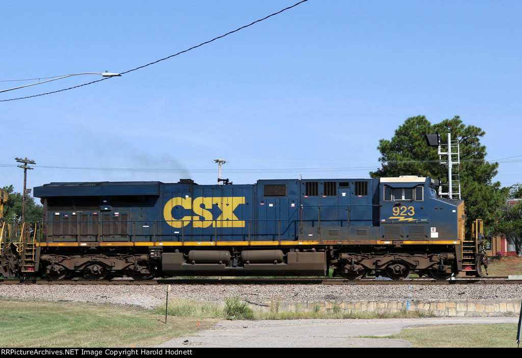 CSX 923