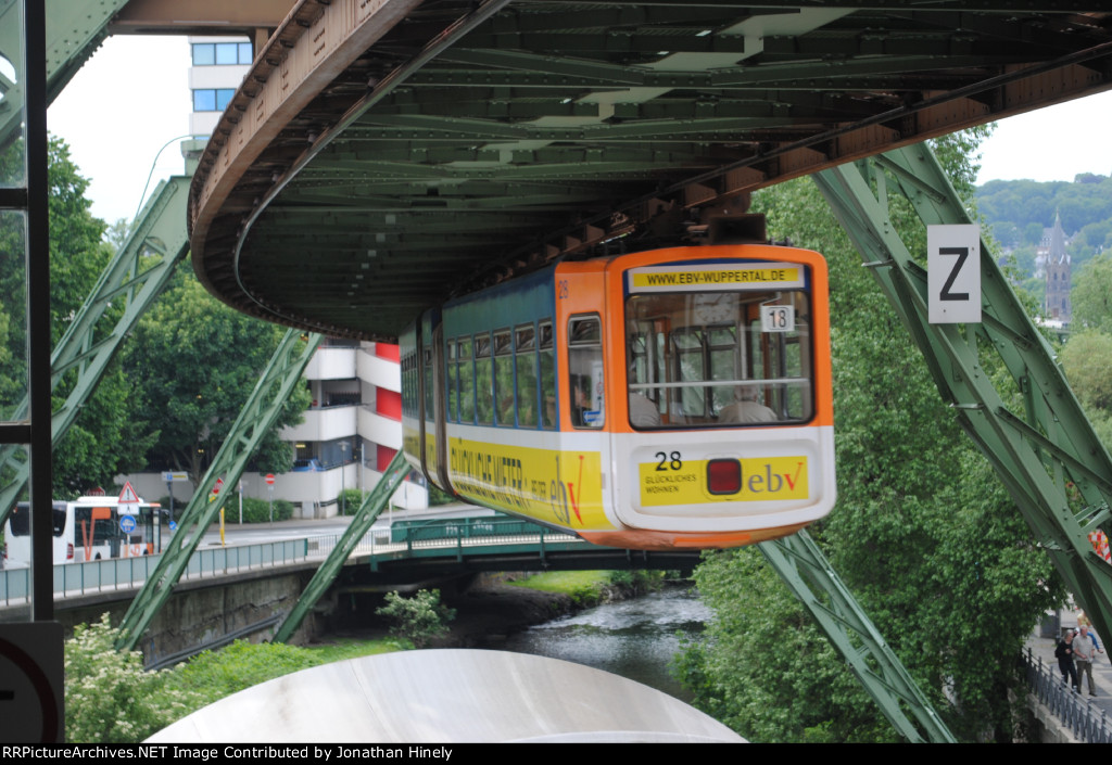 Schwebebahn