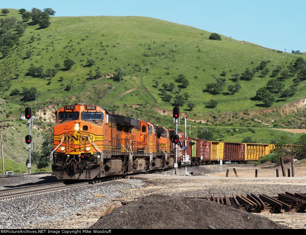 BNSF 4010