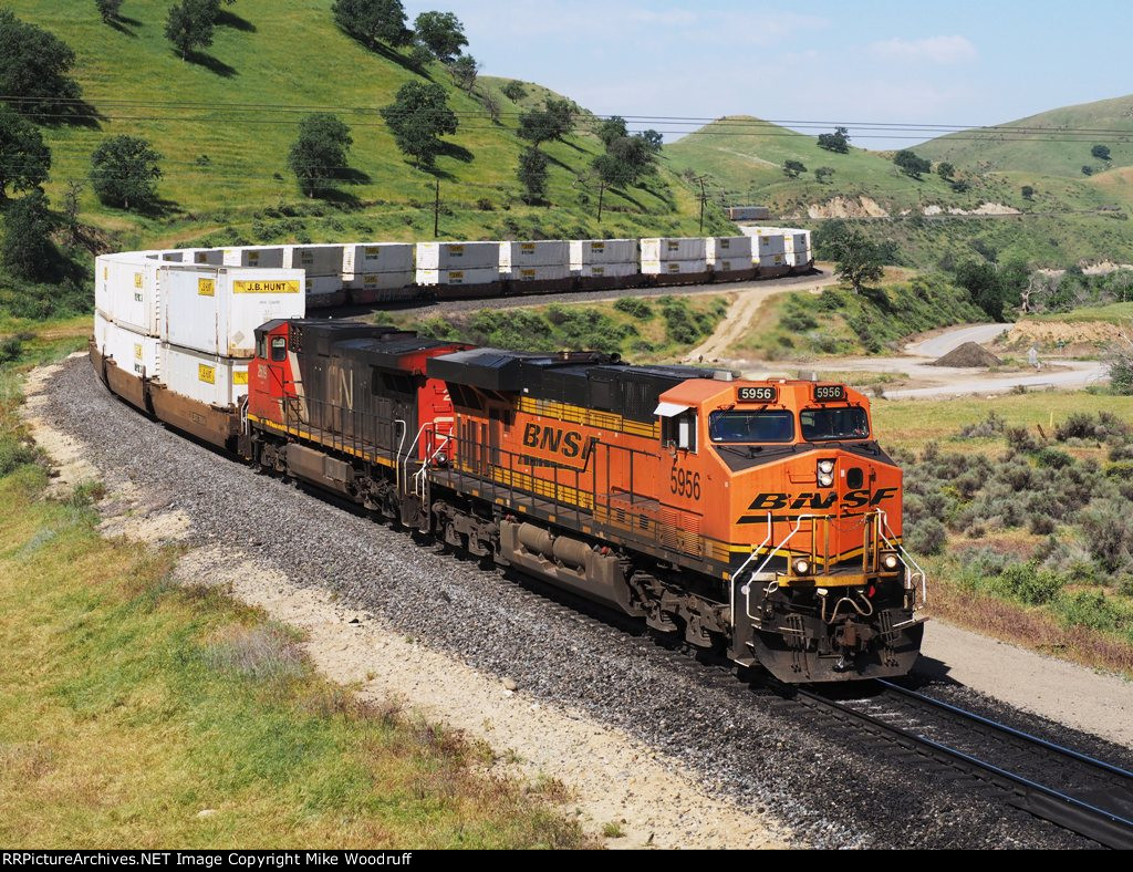 BNSF 5956